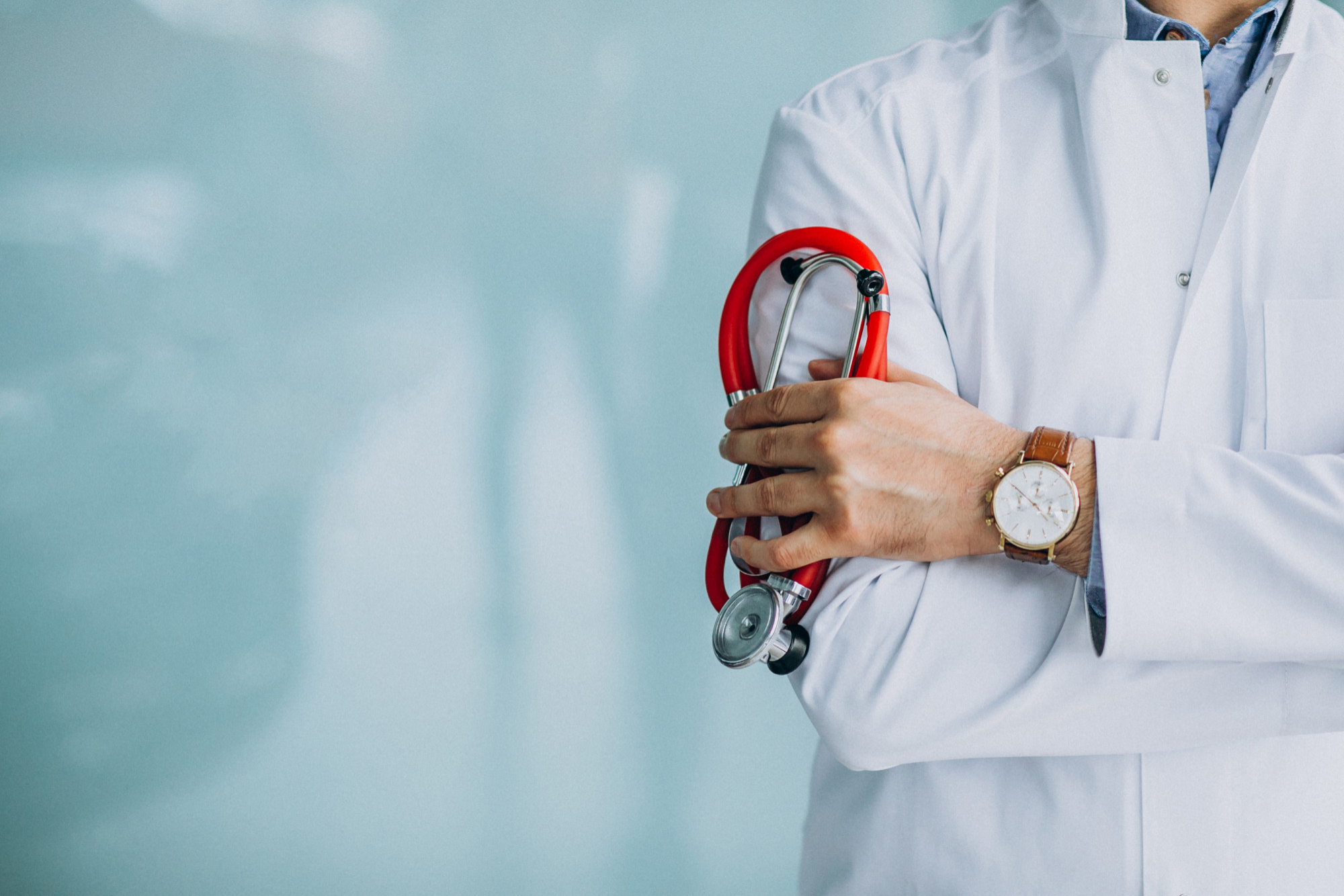 Medicina General vs. Interna: Enfoques y Cuidados Especializados